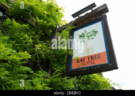 The Bay Tree Hotel Burford Oxfordshire Stock Photo - Alamy