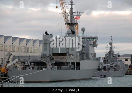 The Royal New Zealand Navy Protector-class amphibious sealift vessel ...