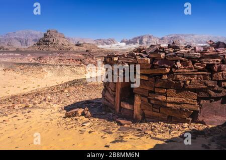 The Nawamis Burial Huts in the sandstone desert of Sinai, Egypt Stock ...