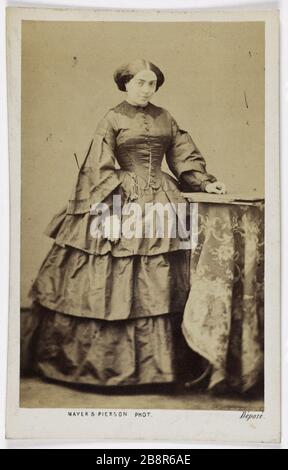 Portrait of Marie Pierson (actress) Portrait de Marie Pierson, actrice ...
