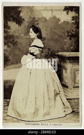 Portrait of Marie Pierson (actress) Portrait de Marie Pierson, actrice ...