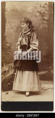 Portrait of Suzanne Reichenberg (1853-1924), Baroness de Bourgoing ...