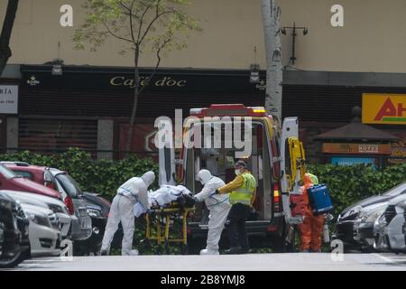Madrid, Spain. 23rd Mar, 2020. The emergency health units of Madrid ...