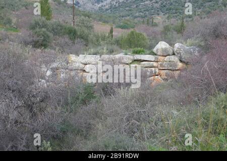 Arkadiko Bridge Mycenaean Bridge Stock Photo - Alamy