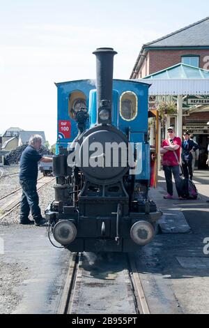 No 6, Douglas, 0-4-0WT steam engine at Tywyn on the Talyllyn Railway ...