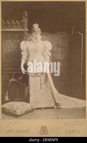 Portrait of Sarah Bernhardt, Achille Mélandri, 1870 - 1880 Photograph ...