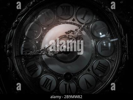 old clock counting seconds Stock Photo - Alamy