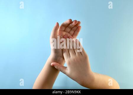 Phase 2 of hand processing in antiseptic. Processing external between ...