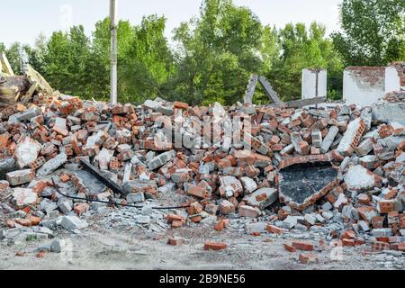 Pile of rubble and demolished building Stock Photo - Alamy