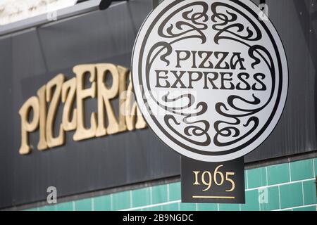 Pizza Express High Street, Guildford, Surrey Stock Photo: 86913062 - Alamy