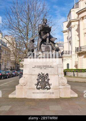 Statue of Sir Robert Grosvenor, 1st Marquess of Westminster, Belgravia, London Stock Photo - Alamy