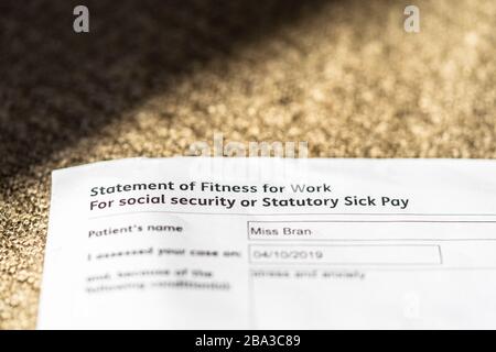 statutory sick pay Stock Photo: 13311730 - Alamy