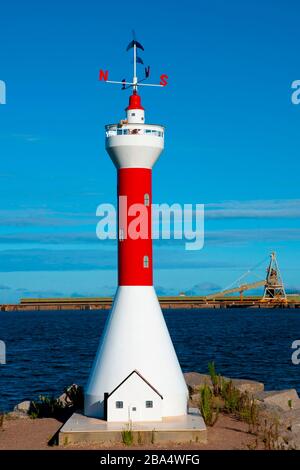 Lighthouse at Taylor Street Jetty - Esperance - Australia Stock Photo ...
