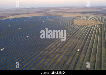 Solar station cells Stock Photo - Alamy