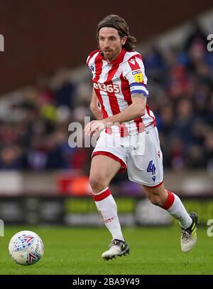 Stoke City's Joe Allen Stock Photo - Alamy