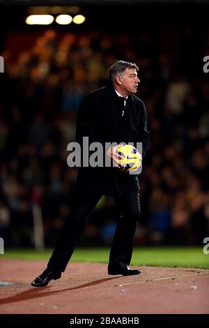 West Ham United's Manager Sam Allardyce on the touchline during the ...