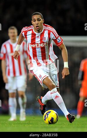 Steven N'Zonzi, Stoke City Stock Photo - Alamy