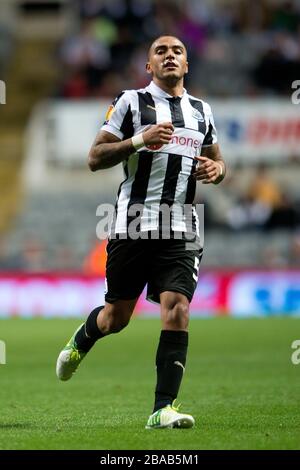 Danny Simpson, Newcastle United Stock Photo - Alamy
