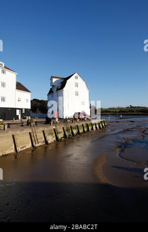 Woodbridge Tide Mill, Tide Mill Quay, River Deben, Woodbridge, Suffolk ...
