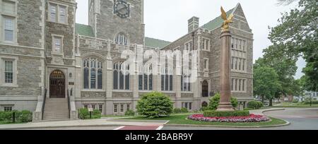 Gasson Hall at Boston College in Chestnut Hill near Boston ...