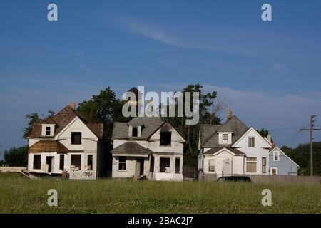 Row of abandoned and burned-out dwellings, Westside, Detroit, Michigan ...