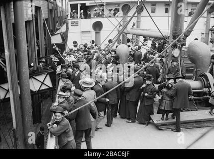 Immigrants to the United States on the deck of the German steamship SS ...