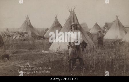 Sioux Indians : chief Wounded Horse and family at the Red Indian ...