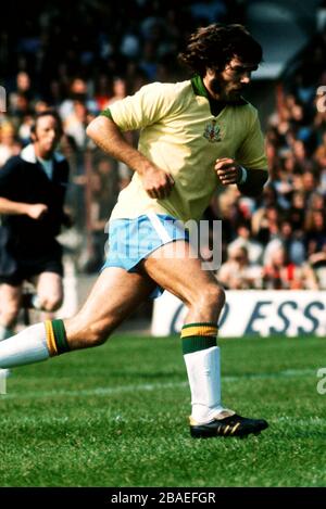 Malcolm MacDonald, Newcastle United Stock Photo - Alamy