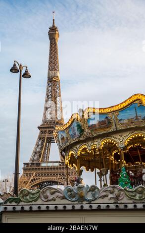 Carousel and The Eiffel Tower. Sunshine on famous landmark in Paris ...