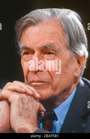 the economist John Kenneth Galbraith (USA, Canada), here in Torino ...