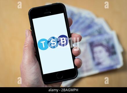 Mobile phone and TSB bank app with error message Stock Photo - Alamy