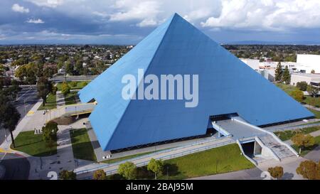 The Pyramid Arena in Memphis, Tennessee Stock Photo - Alamy