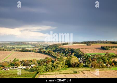 A view of the Nadder Valley at Fovant in Wiltshire Stock Photo - Alamy