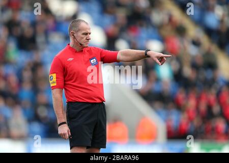 Referee Graham Salisbury Stock Photo - Alamy
