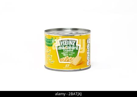 Tin of Heinz macaroni cheese Stock Photo - Alamy