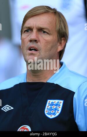 Steve Wigley, England Assistant manager Stock Photo - Alamy