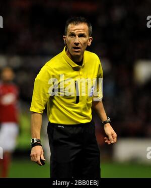 Kevin Stroud, match referee Stock Photo - Alamy