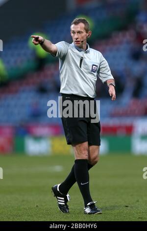 Keith Hill, referee Stock Photo - Alamy