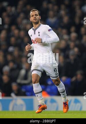 Roberto Soldado, Tottenham Hotspur Stock Photo - Alamy