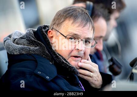 Commentator Alan Green in the stands Stock Photo - Alamy