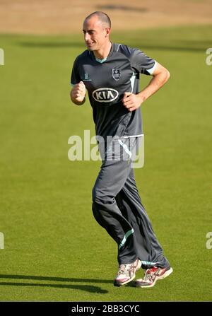 Surrey's Tim Linley Stock Photo - Alamy