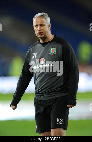 Kit Symons, Wales assistant manager Stock Photo - Alamy