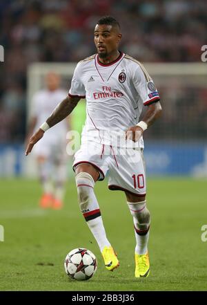 Kevin-Prince Boateng of AC Milan celebrates after scoring against Inter ...