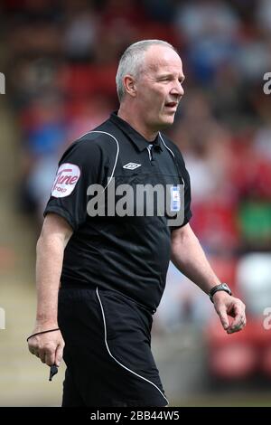 Phil Gibbs, Referee Stock Photo - Alamy