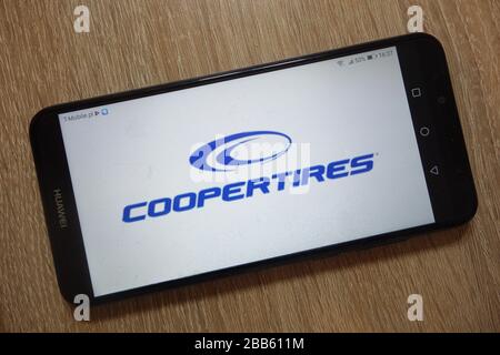 Cooper Tire & Rubber Company logo seen displayed on a smart phone Stock ...