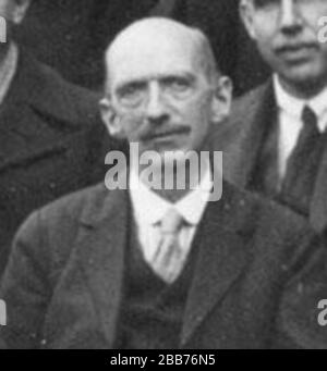 1927 Solvay Conference on Quantum Mechanics. Institut International de ...