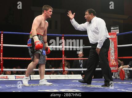 Matthew Thirlwall (Bermondsey, black shorts) defeats George Hillyard ...