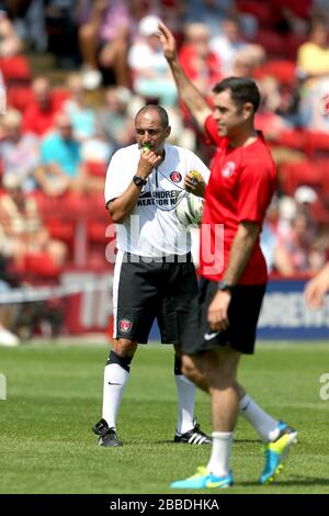 Charlton Athletic team training session. Team captain Derek Ufton talks ...