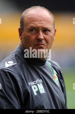 Pepe Mel, Real Betis coach (left Stock Photo - Alamy