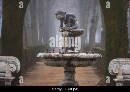 Espinario fountain in winter in the garden of La Isla de Aranjuez ...